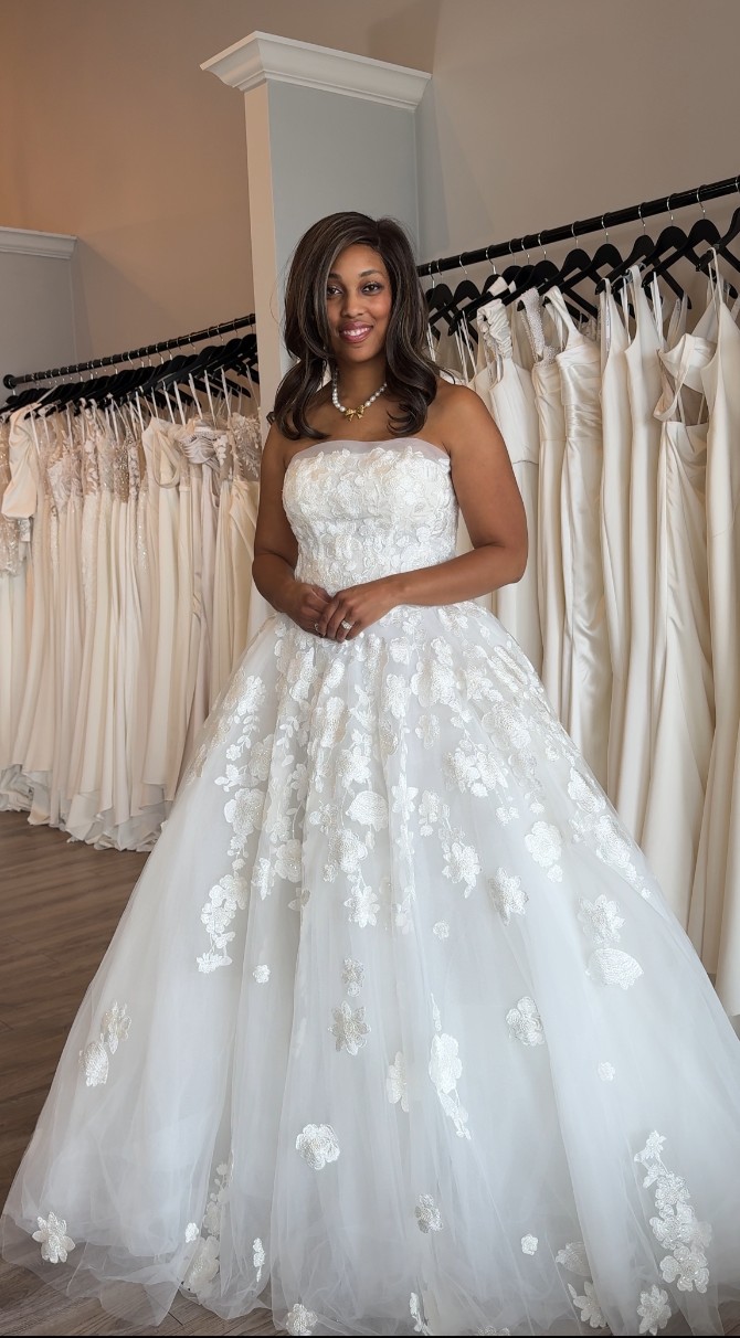 Here & Now - TB01-0949 | Here and Now Bridal