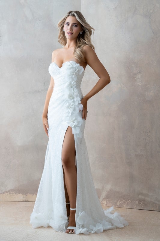 Here & Now - E469 - Vera | Here and Now Bridal