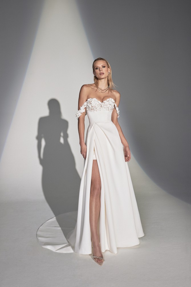 Here & Now - Bobbie - 99233 | Here and Now Bridal